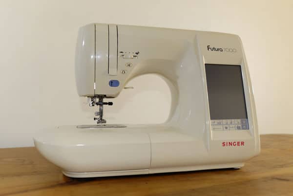 Notre avis de la brodeuse Singer Futura 10 000